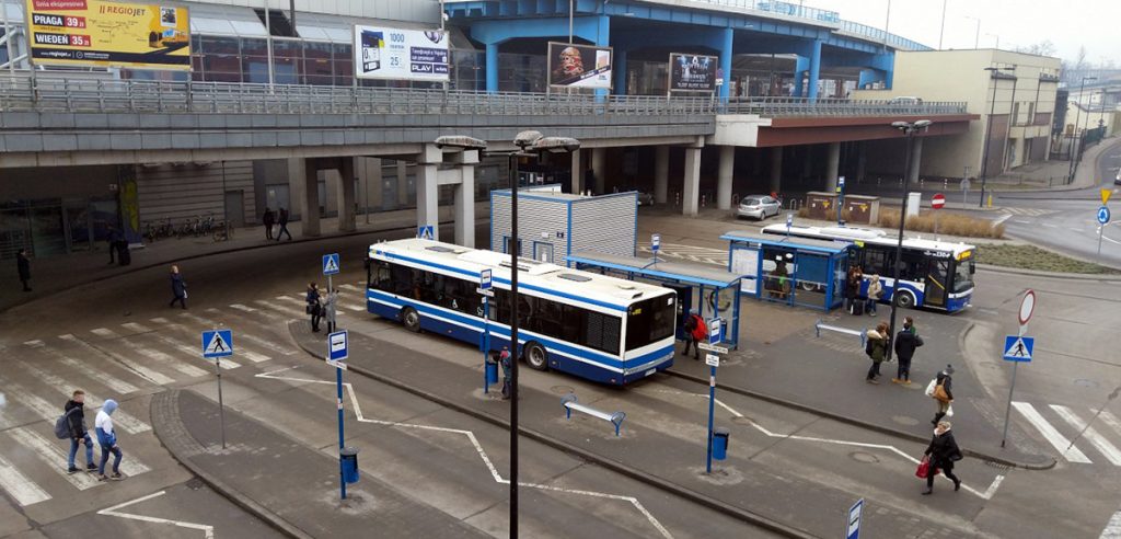 Lotnisko Balice w Krakowie — Odloty i przyloty | Flightradars24.pl